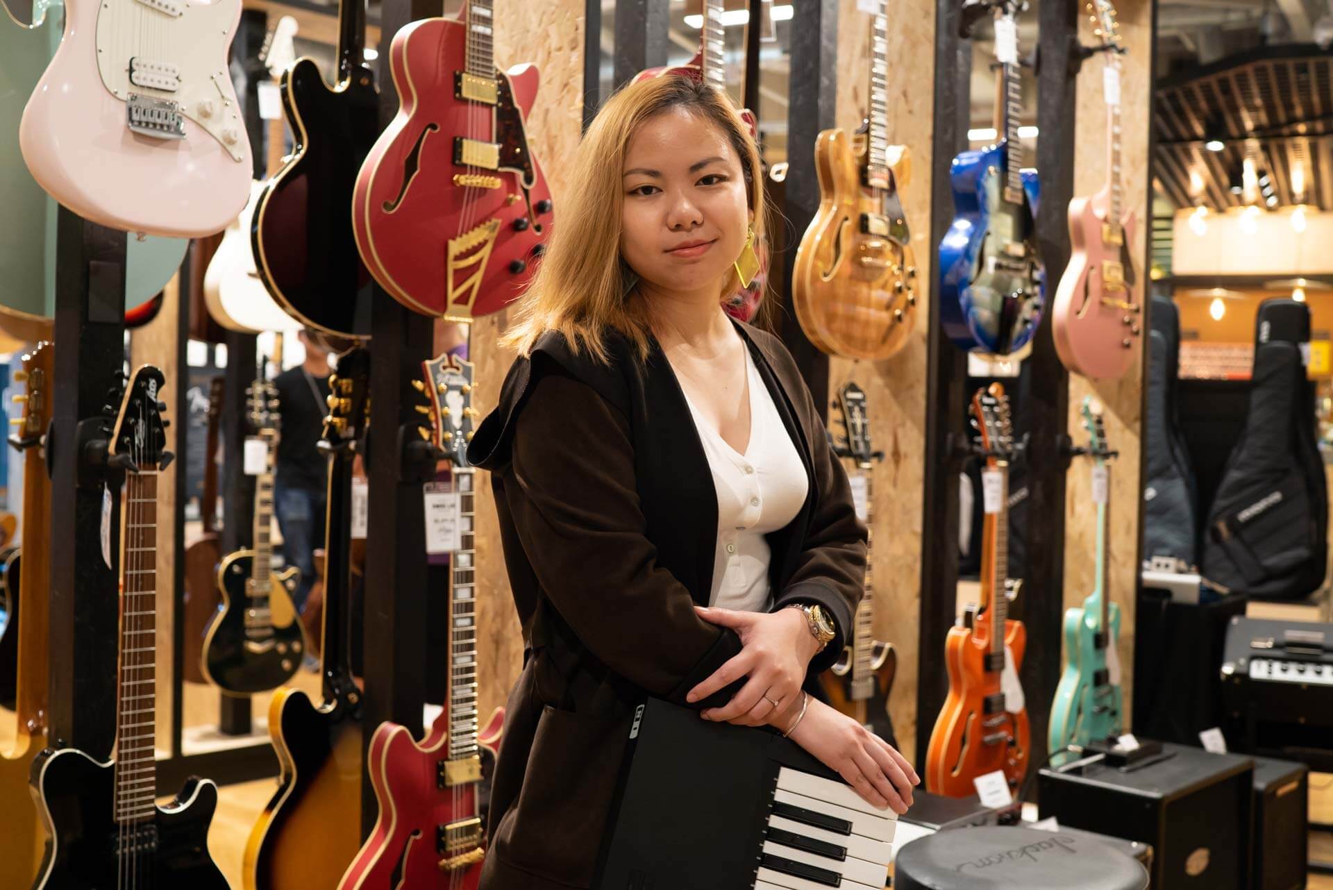 Tabitha Boon of Noivil Studios Picks Out Her Music Production ...